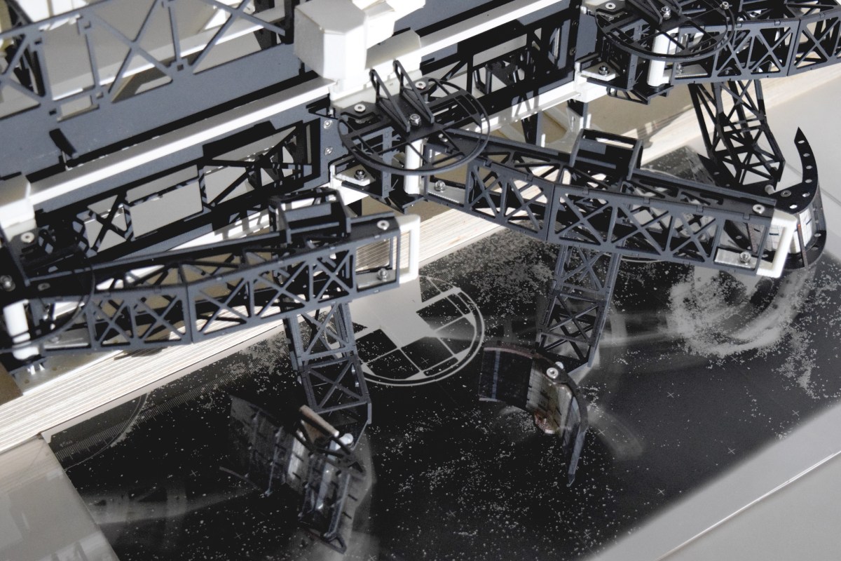 DECLAN HARVEY – X-STUDIO